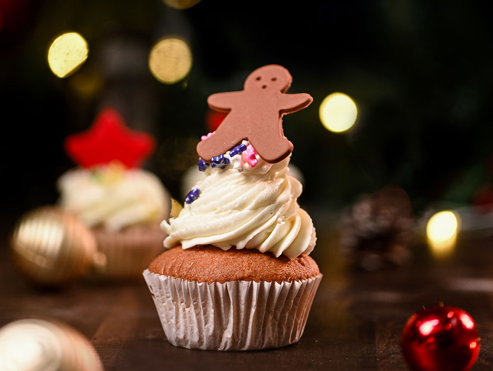 Christmas Special Cup Cakes | Karachi Bakery