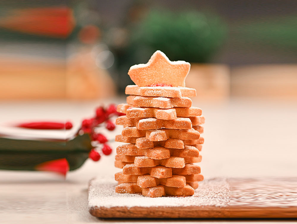 Christmas Special Gingerbread Cookies | Karachi Bakery